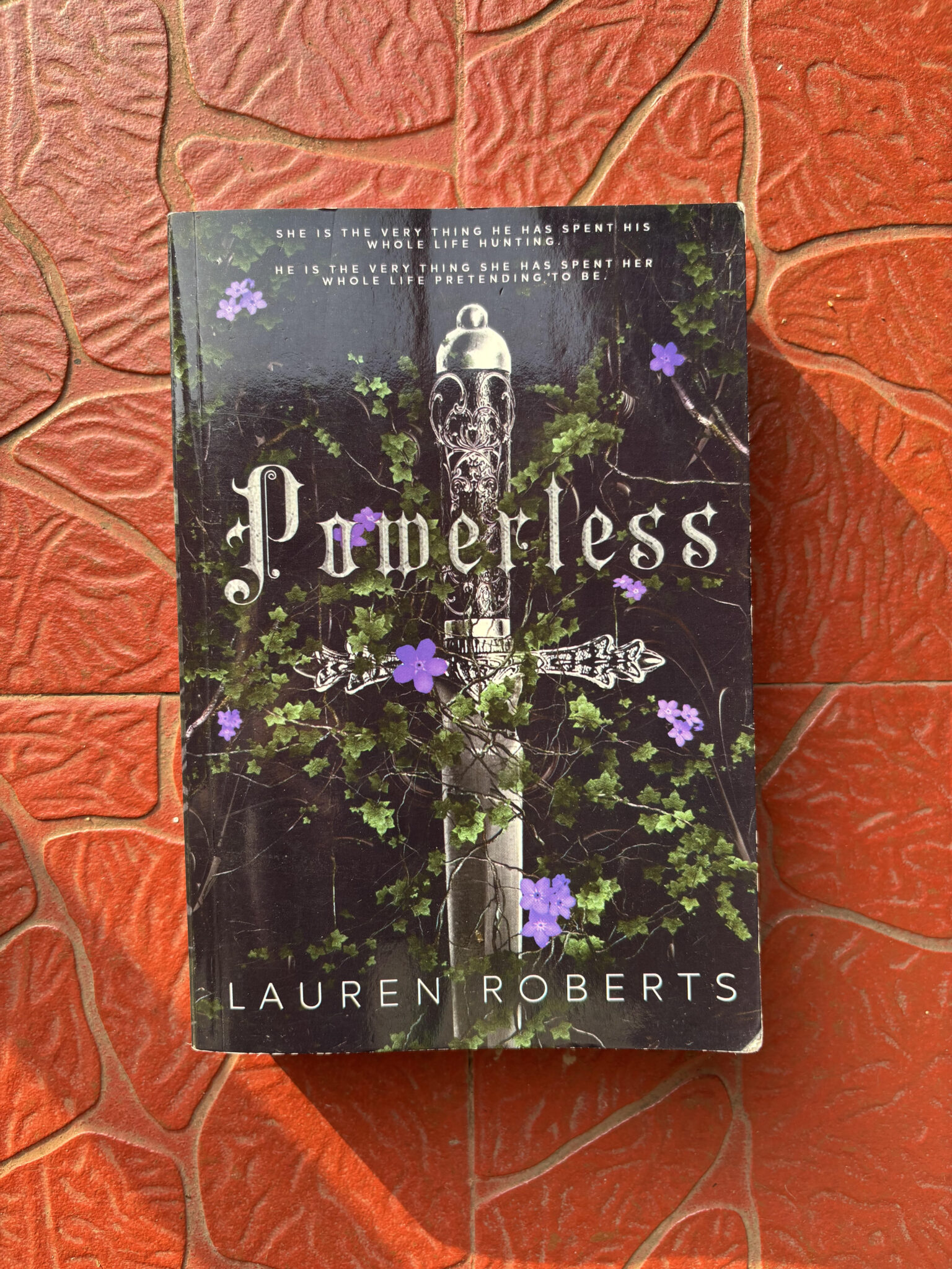 Powerless | Lauren Roberts| Book Review - The Purple Bookmark